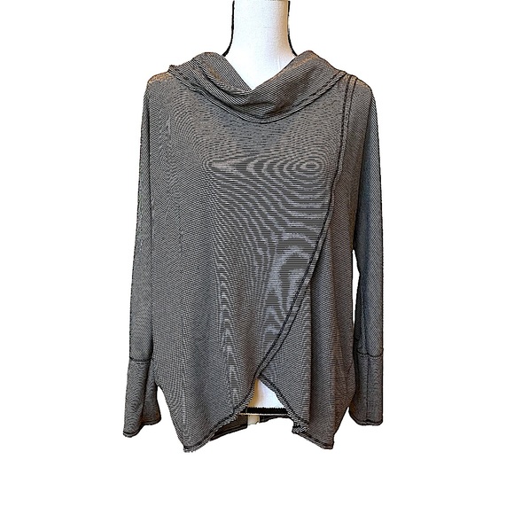 Calvin Klein Performance | Tops | Calvin Klein Performance Long Sleeve ...